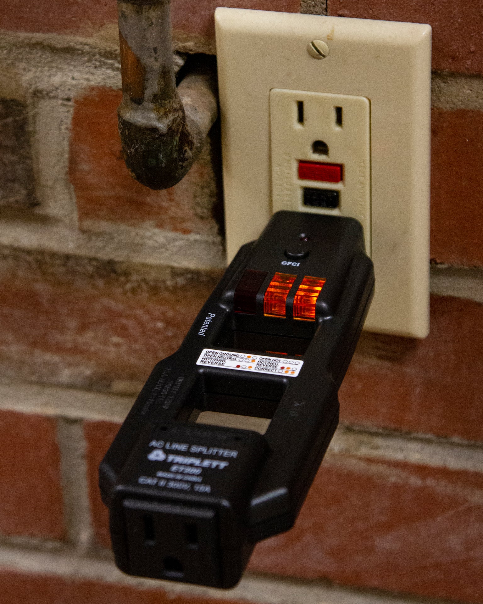 GFCI Testers | Outlet Testers | Receptacle Testers — Triplett Test ...